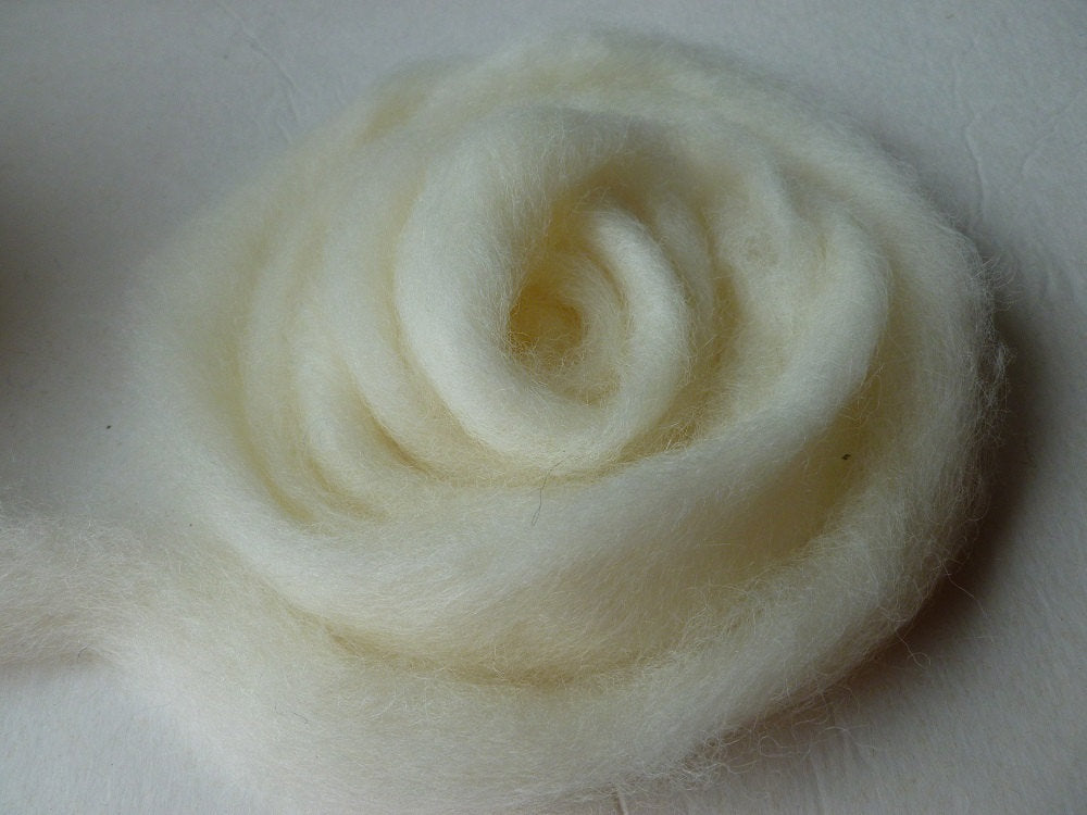 Natural White Romney and Merino Blend Wool Roving | Felted for Ewe
